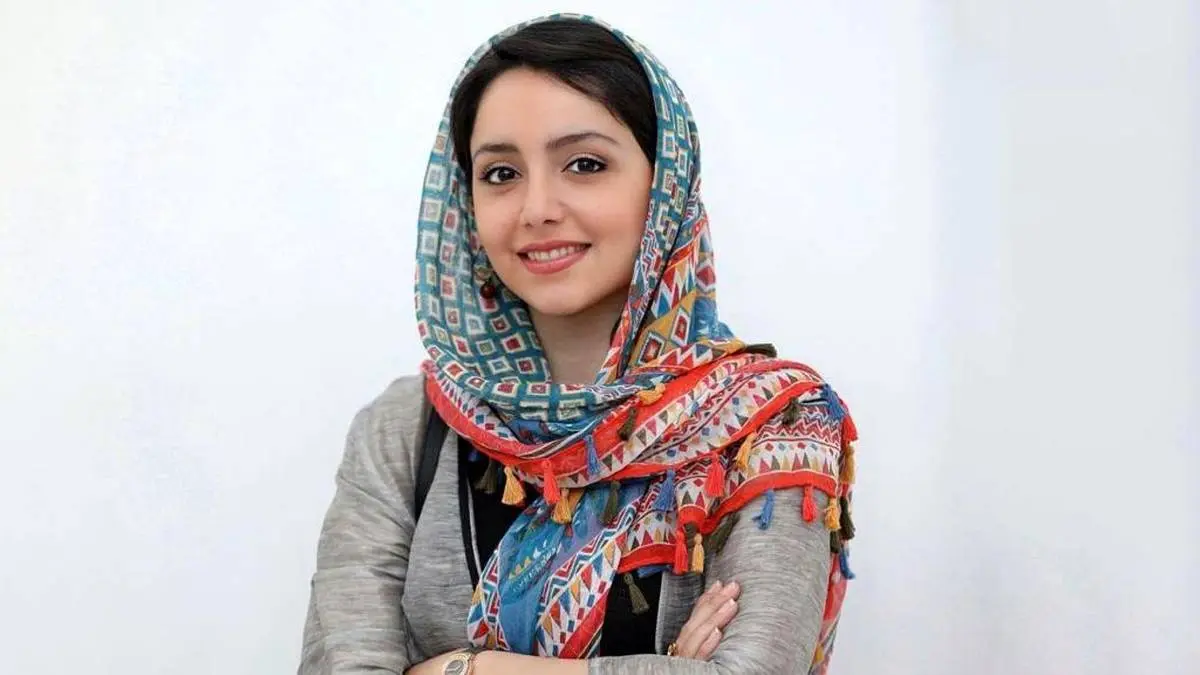 استایل گنگ نازین بیاتی همه رو مات کرد این تیپ عجیب خانم بازیگر غوغا به پا کرد