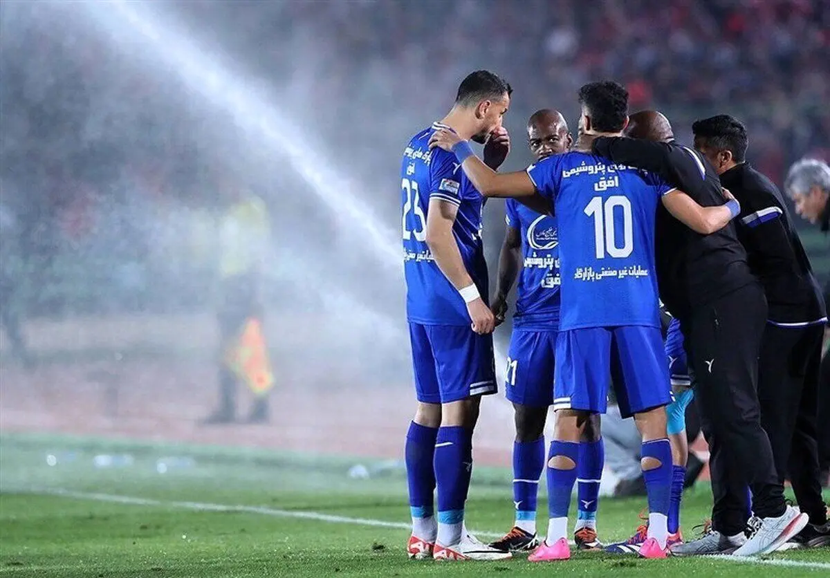 بمب نقل و انتقالات در استقلال ستاره مصری در راه استقلال